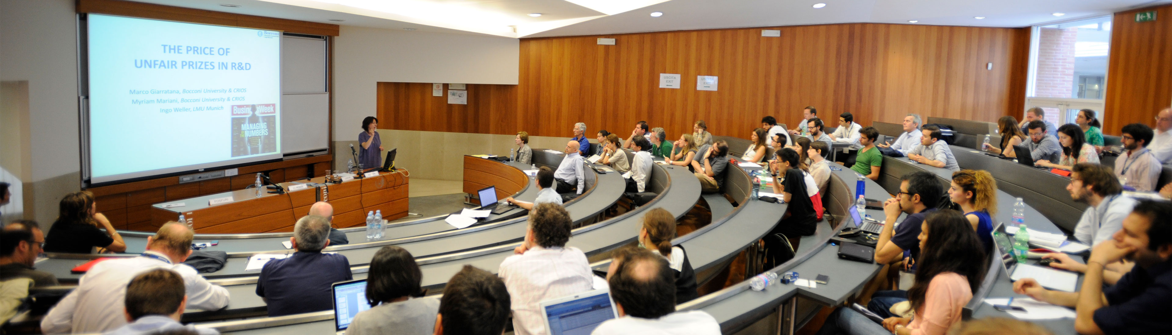 Hun Tong Tan (Nanyang Technological University - Singapore) - "What Determines the Composition ...